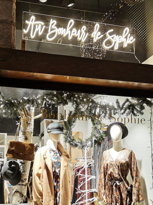 Creating a Custom Neon Light Design: A Step-by-Step Guide ...